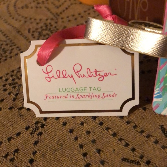 Lilly Pulitzer | Accessories | Lilly Pulitzer Paradise Bound Luggage ...